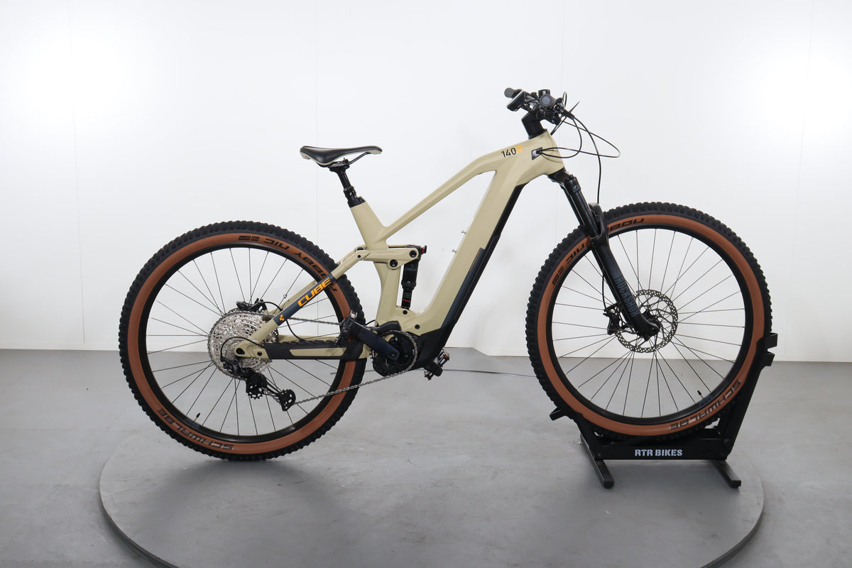 Vélo électrique Cube Stereo Hybrid 140 HPC Race 2022 reconditionné | Upway